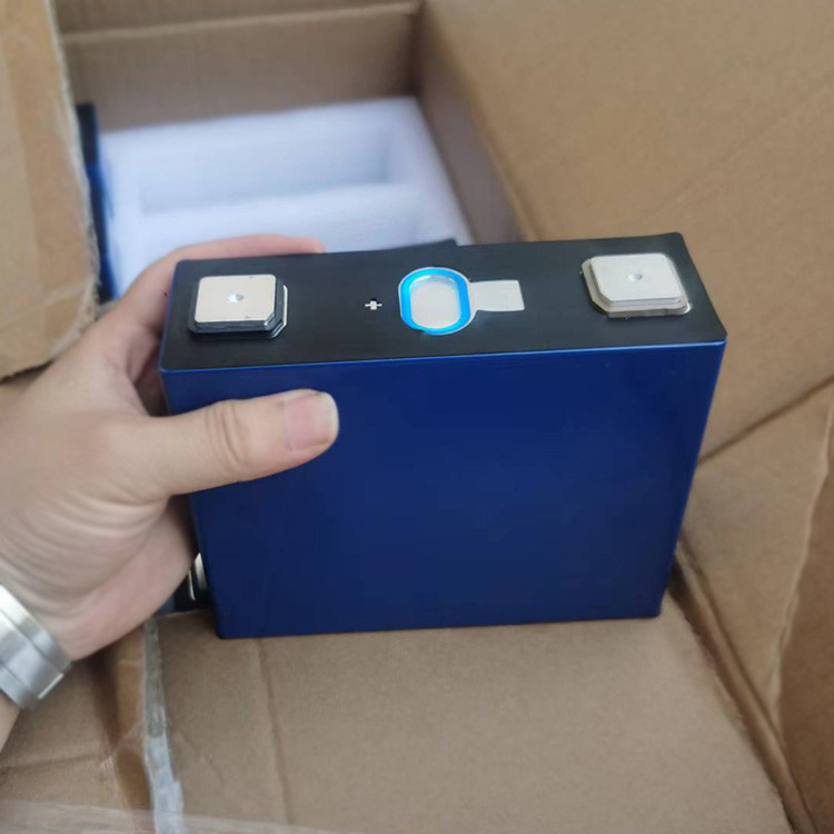 EV Application Lfp Prismatic Cells 3.2v 104ah 106ah 3c